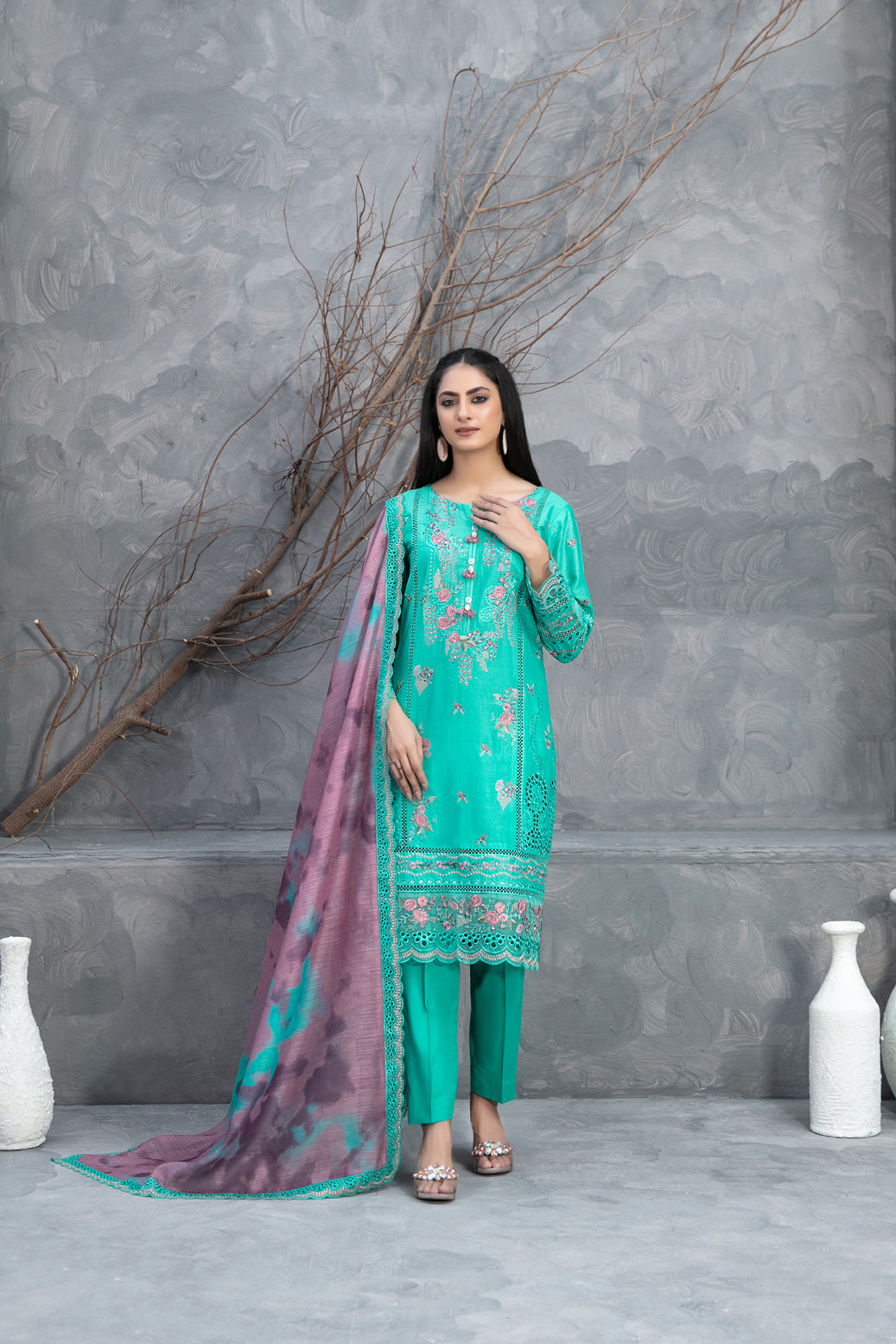 D-2486 - Hyza Vol-1 – Tawakkal Fabrics